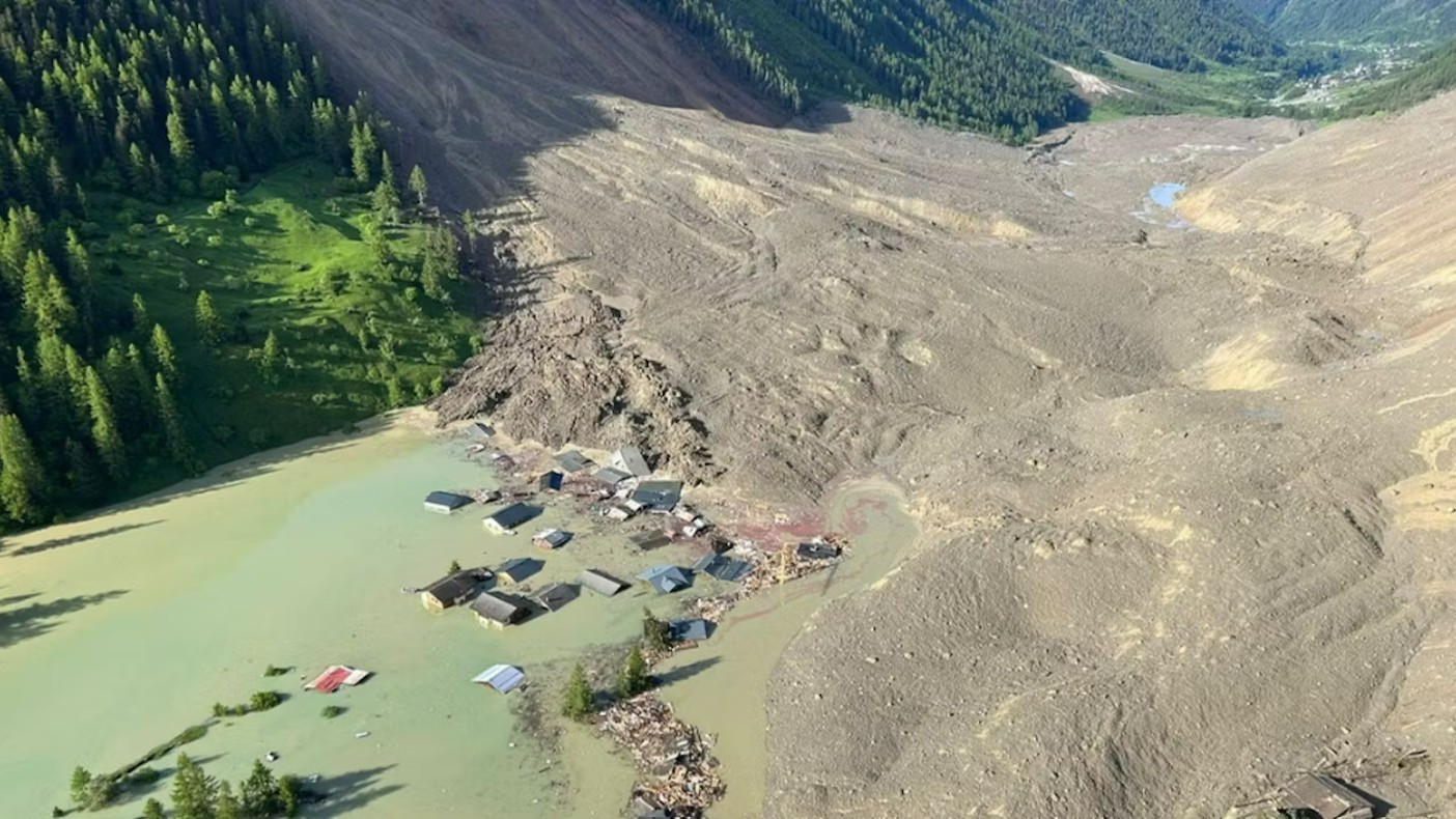 Der Bergsturz in der Schweiz – okkupiert von Klimawarnern - EIKE ...